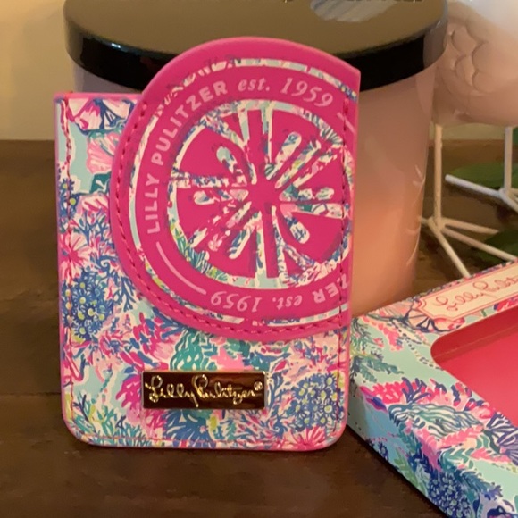 Lilly Pulitzer | Cell Phones & Accessories | Nwt Lilly Pulitzer Tech ...